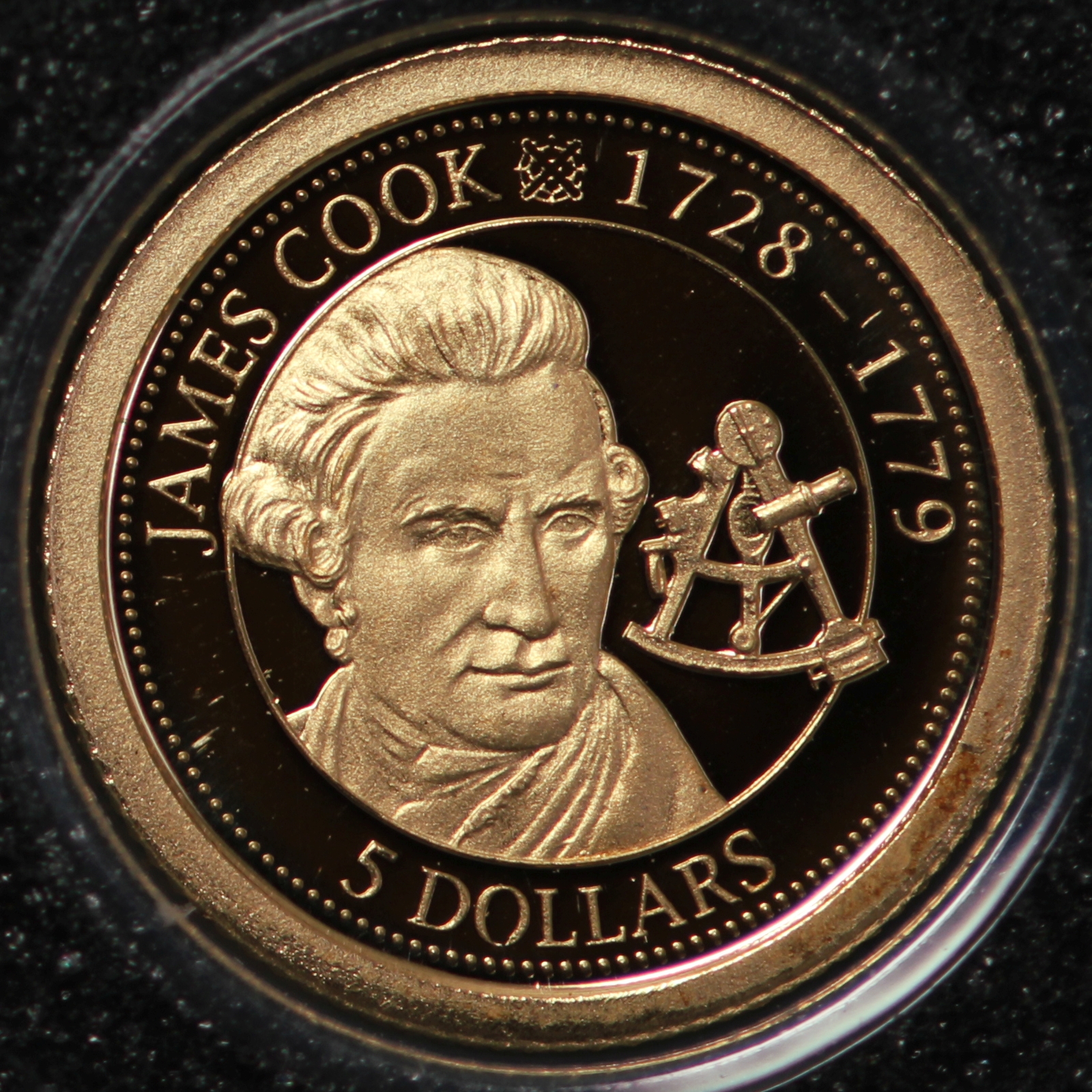 Cook Islands 2012 $5 Dollars Captain Cook KM#1587 0.5 Gram 0.585 Gold ...