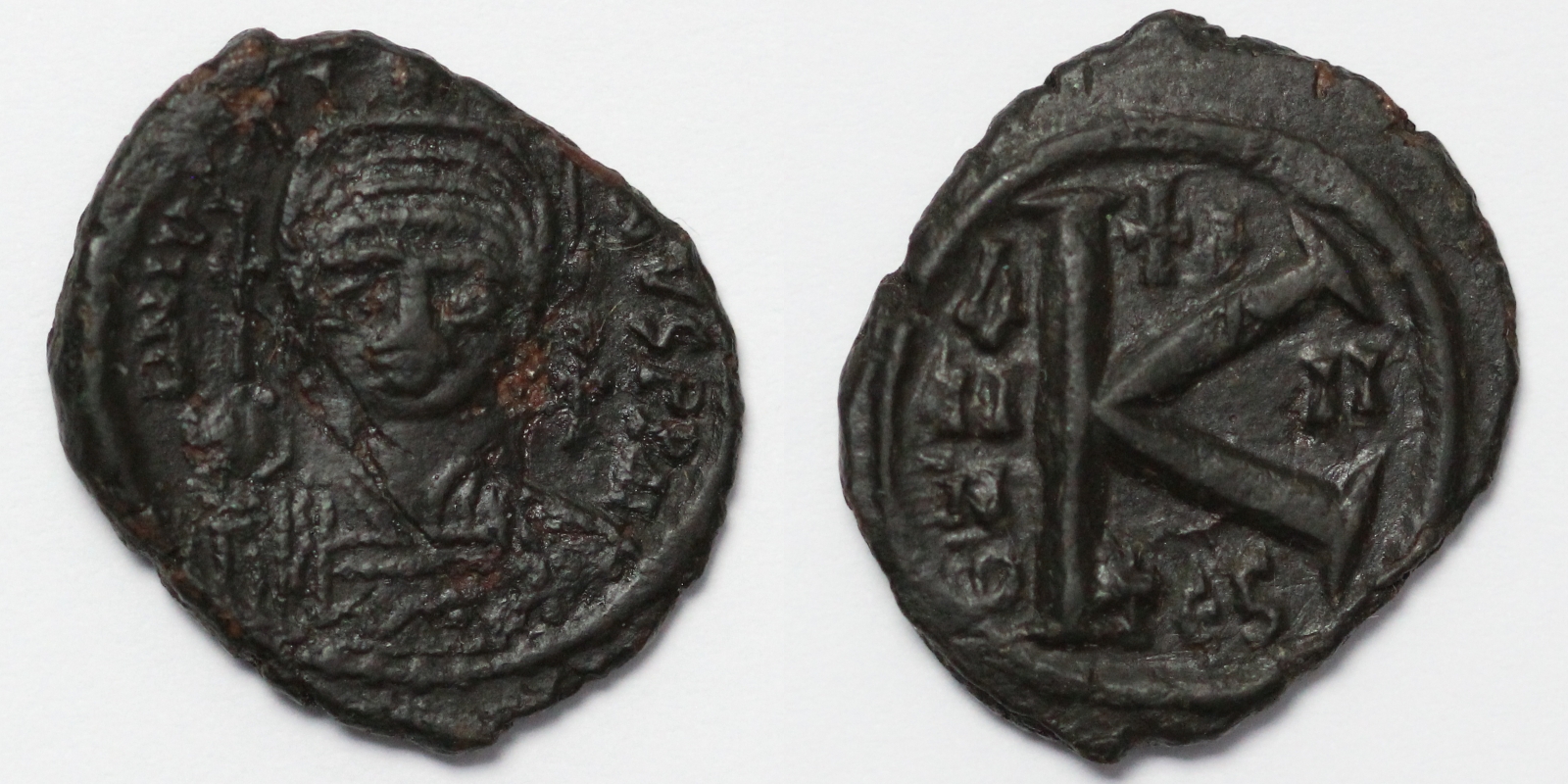 Ancient Byzantine Coin Justin II Æ Half Follis RY 2 (AD 566/7 ...